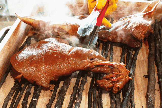 Must-eat plateau food when visiting Tibet - iNEWS