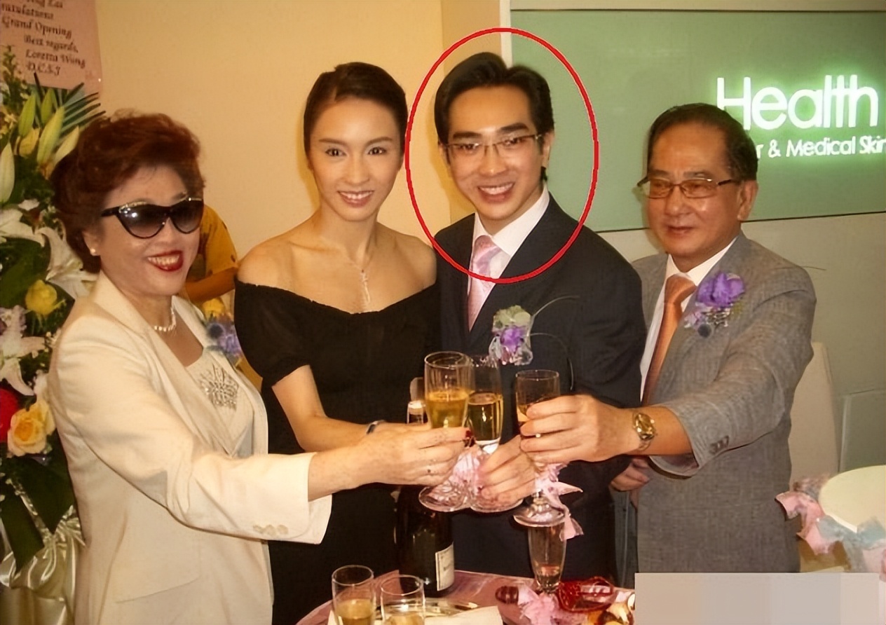 Gigi Lai took the whole family on a trip, her younger brother Li Ying ...