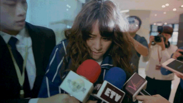 Ouyang Nini shows off her sexy body in a bikini - iNEWS