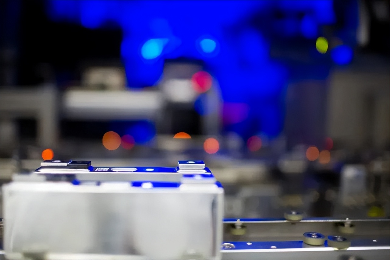 "Autobot" iron lithiation is accelerated, and the pattern of power ...