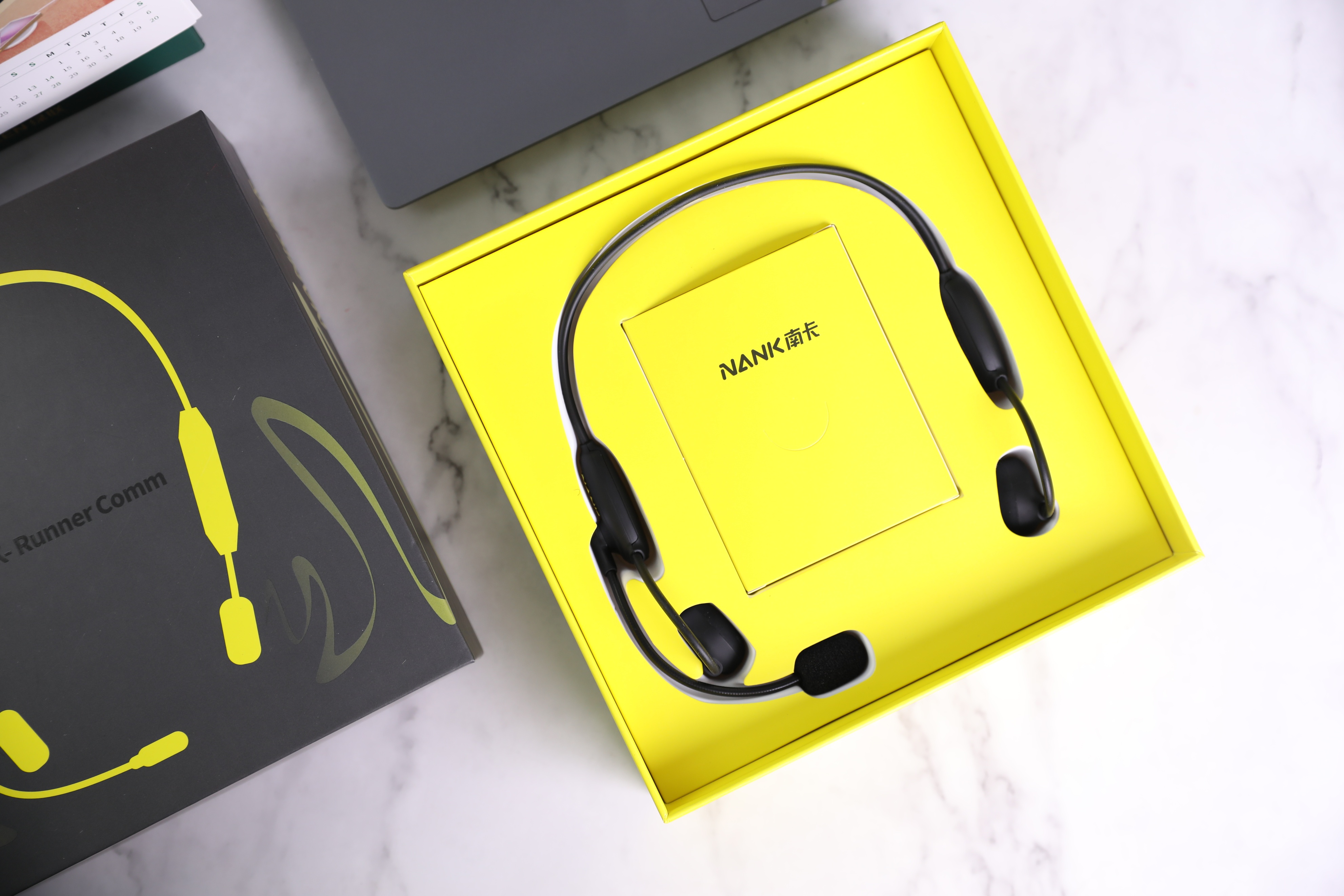 South Carolina Runner Comm bone conduction headset hands-on experience ...