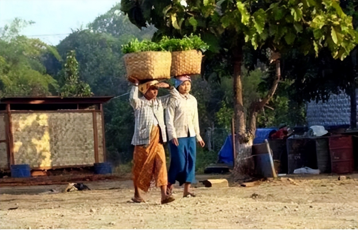 Experiences of poor travelers in Myanmar: Rural shacks are too simple ...