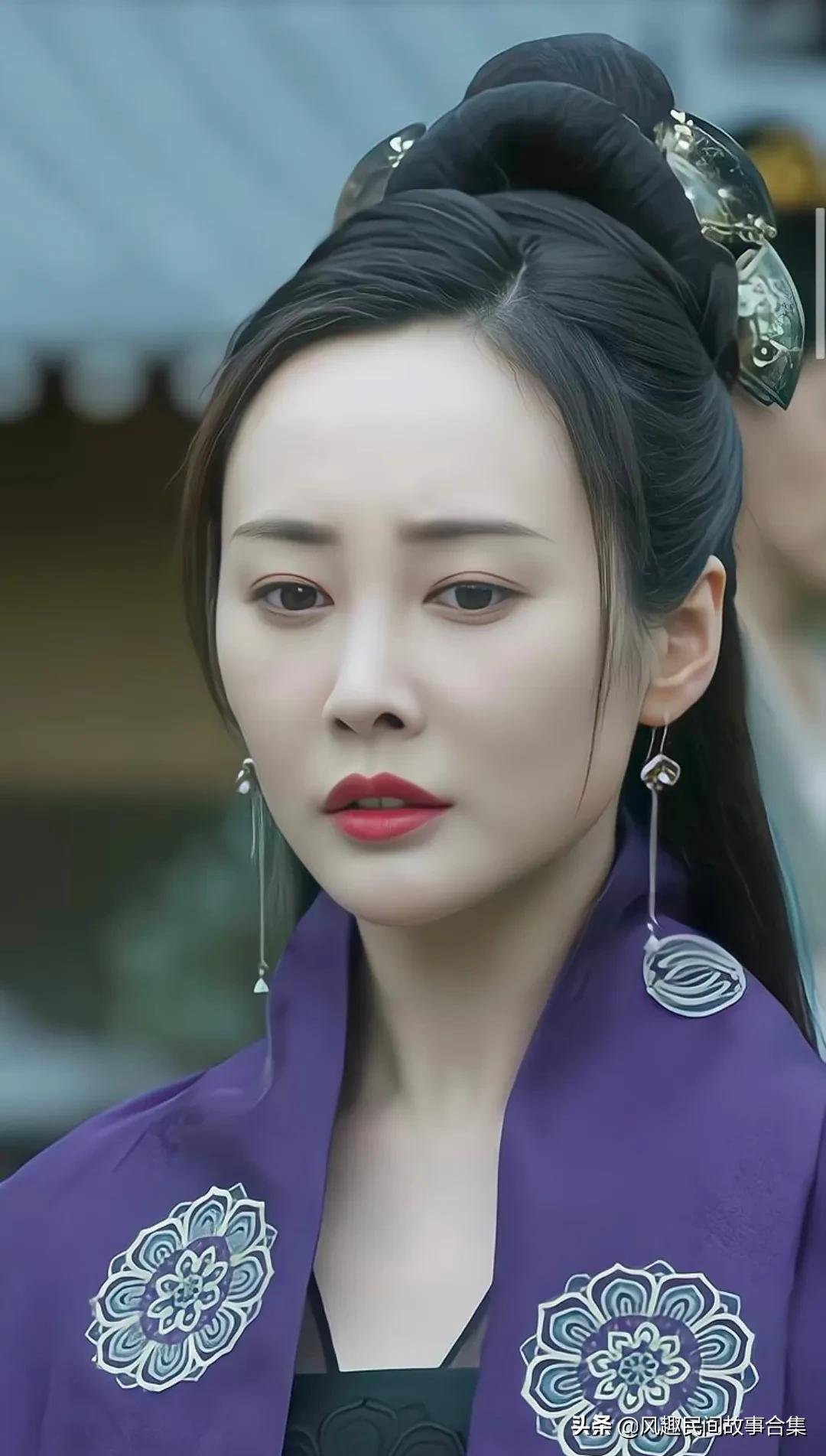 Actor Li Chun, who plays Xuanyuan Qingfeng, a swordsman in the snow, a ...