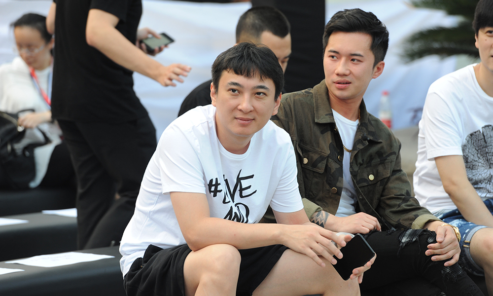 After cursing "cutting leeks", Wang Sicong spent 2 million yuan to buy ...