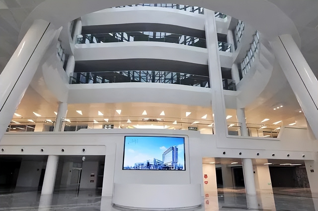 Escorted by Shanghai Changhai Hospital - Accompanied by Burn Surgery ...