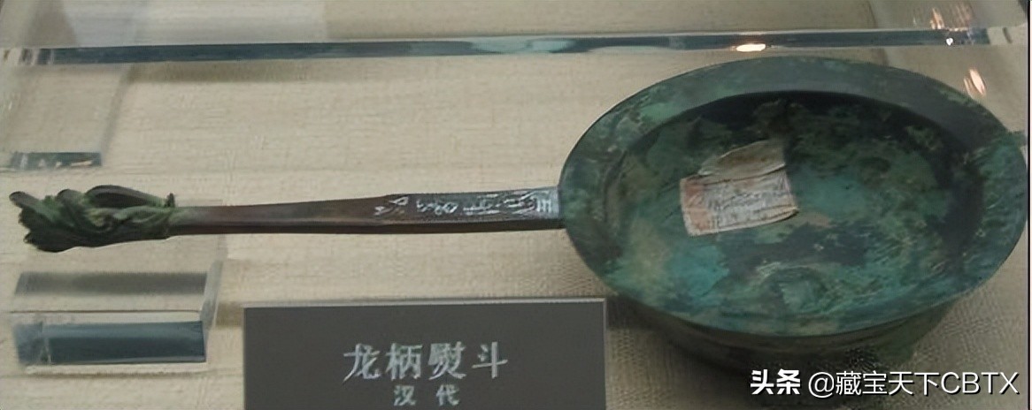 The iron was a tool for ironing clothes in ancient times, and it was ...