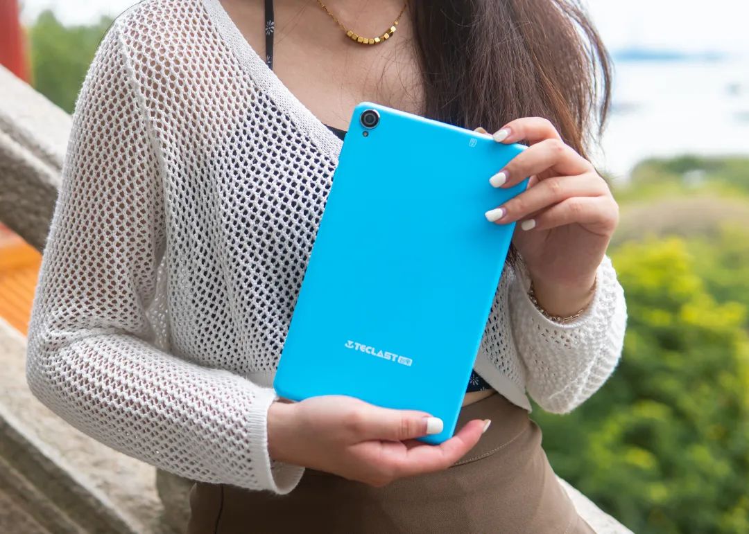 "Taipower P80 T" is a tablet with one "device" and three "light" - iNEWS