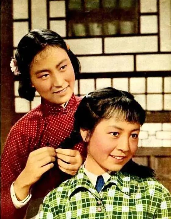 Zhu Manfang: The eldest daughter is a well-known actor, and the ...