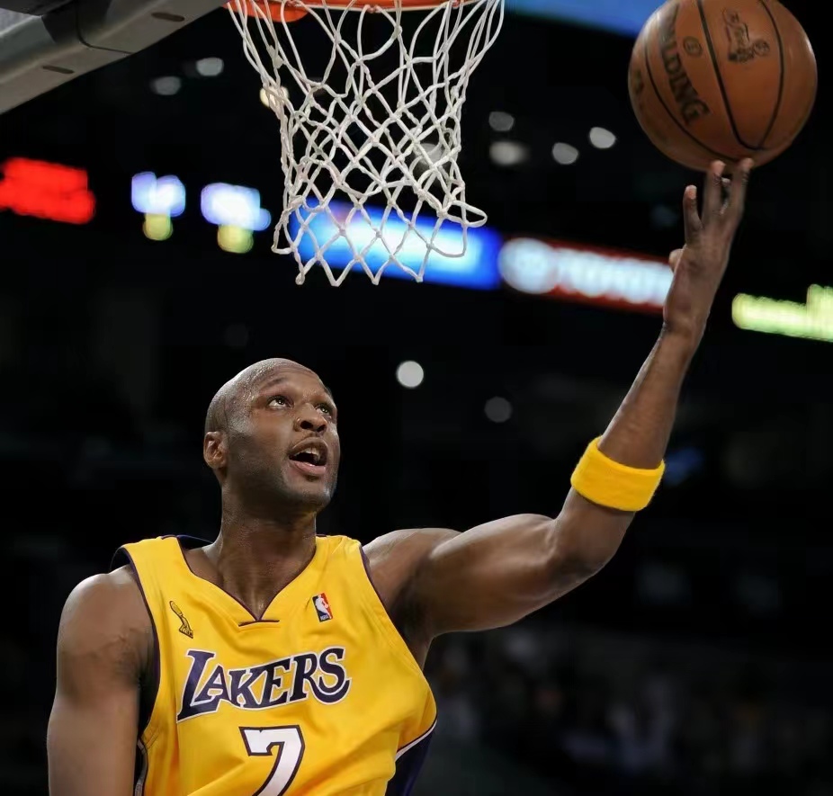 Eight players who can play five positions in NBA history: James leads ...