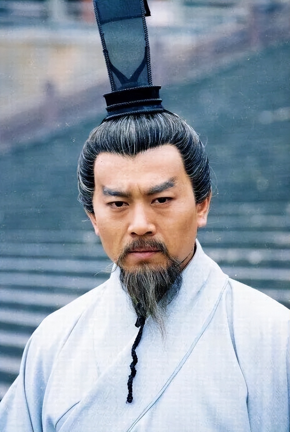 The master father Yan helped Emperor Wu of the Han Dynasty to create a ...