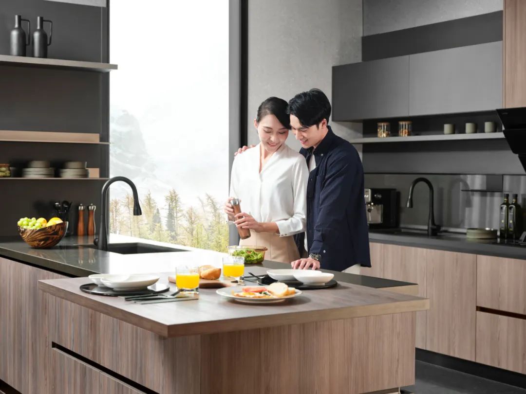 3 Stunning Modern Kitchen Cases - iNEWS