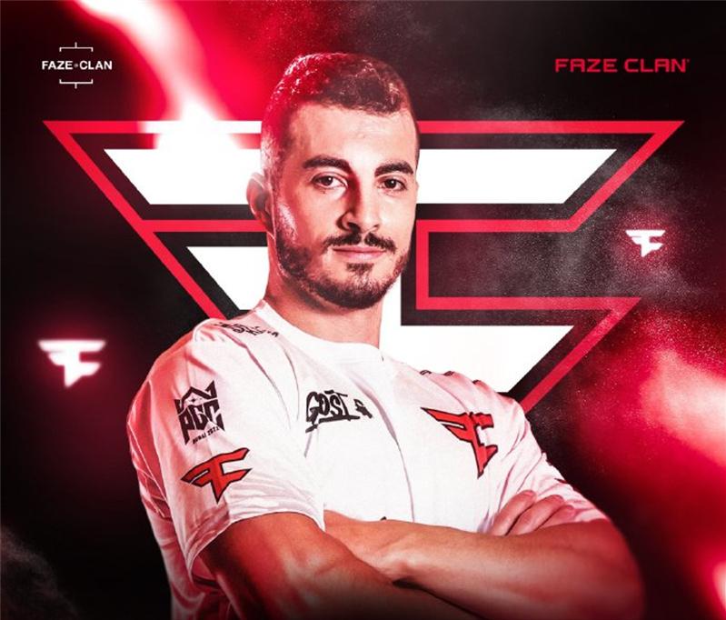 4AM's new year's first training, Erwa and Xiaolu are not in the starting lineup, and FAZE left ...