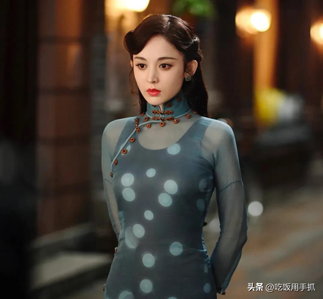 Guli Nazha's national cheongsam dress shows off her perfect figure! - iNEWS