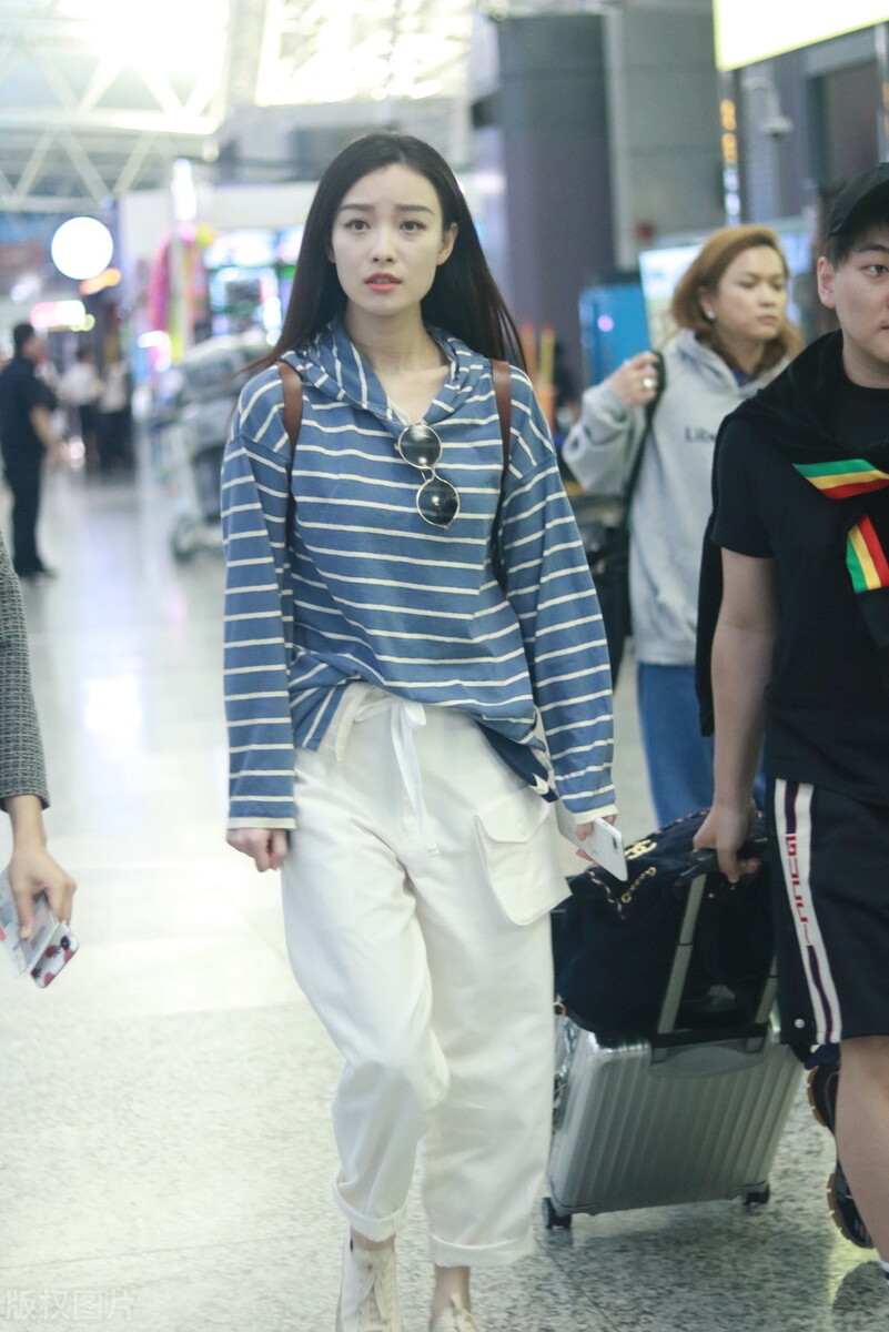 Zhang Ruoyun, Gong Jun, Yang Yang, Wang Churan, Li Xian, Liu Yifei, Guo ...