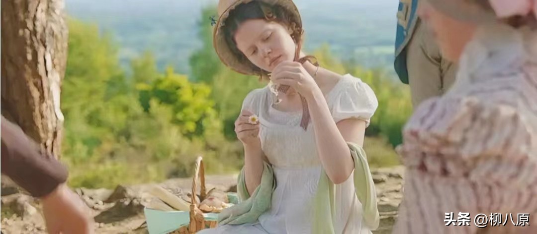 The film "Emma" uses bright and fresh colors, what role does it play in ...