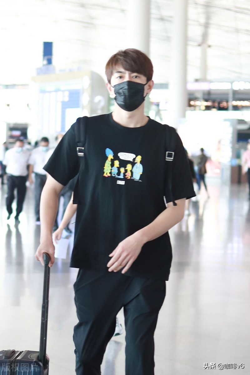 Are Wang Sicong and Lin Gengxin cousins? - iNEWS