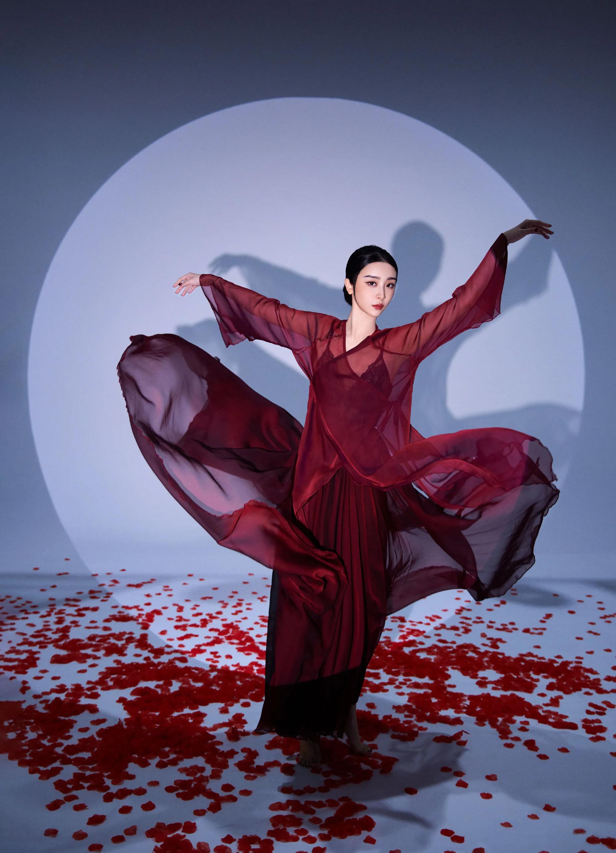 Zhao Xiaotang's national style dance puppet bride has a visual sense ...