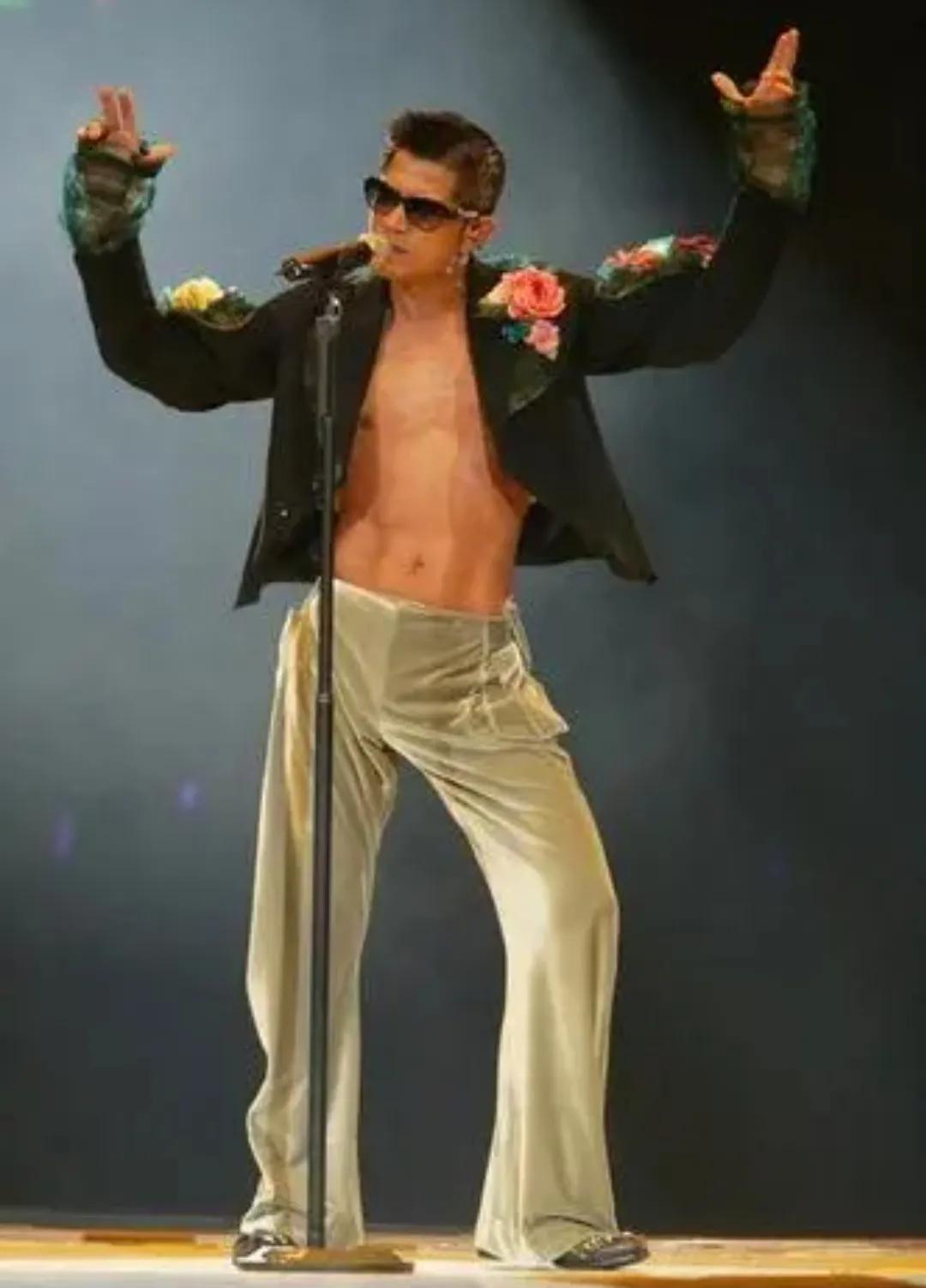 Seeing them in all kinds of ugly poses, Zeng Shuai was so shocking that ...