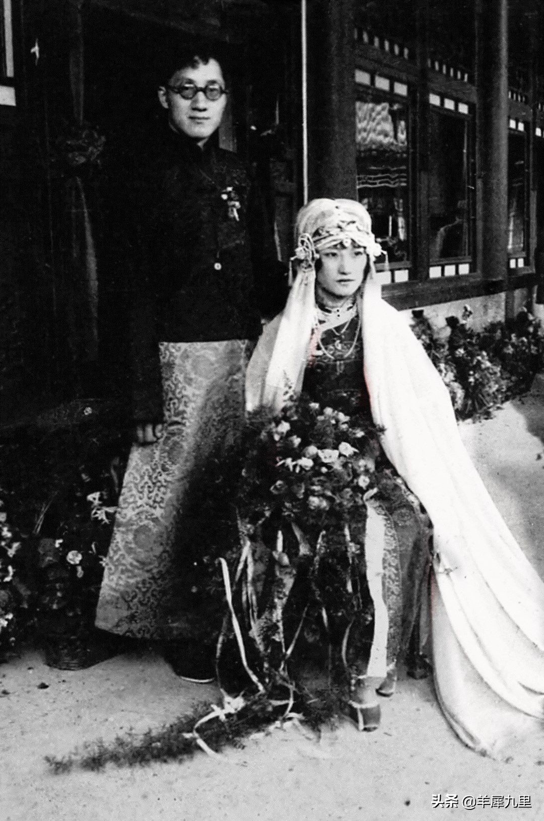 Xu Zhimo actually worked as a real estate agency in order to make money ...