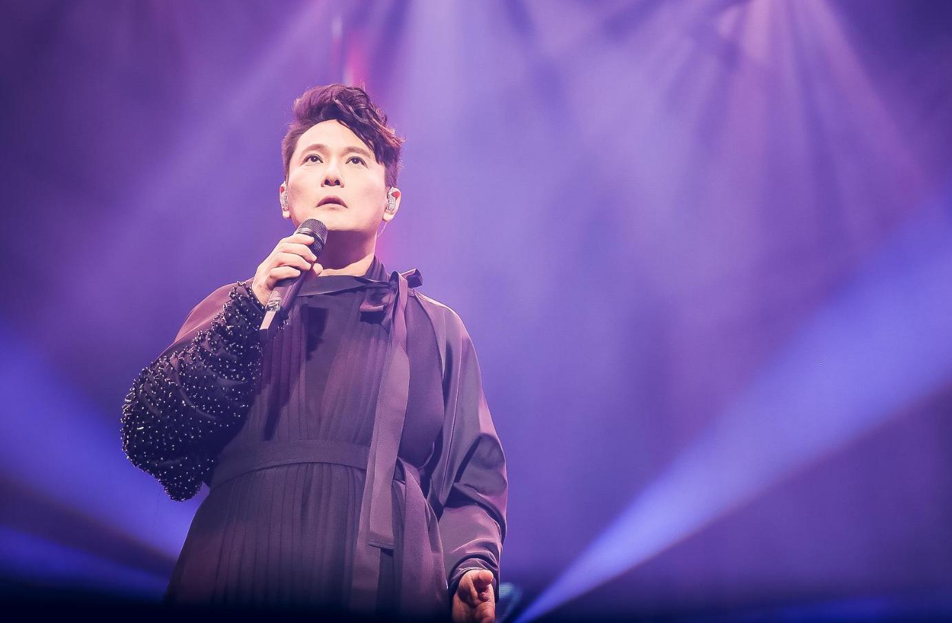 Zhang Xinzhe: Singing love songs all his life, still single at 56 years ...