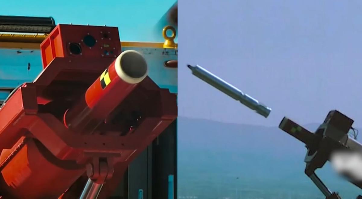 Observe the weapon, talk about the power supply system, electromagnetic ...