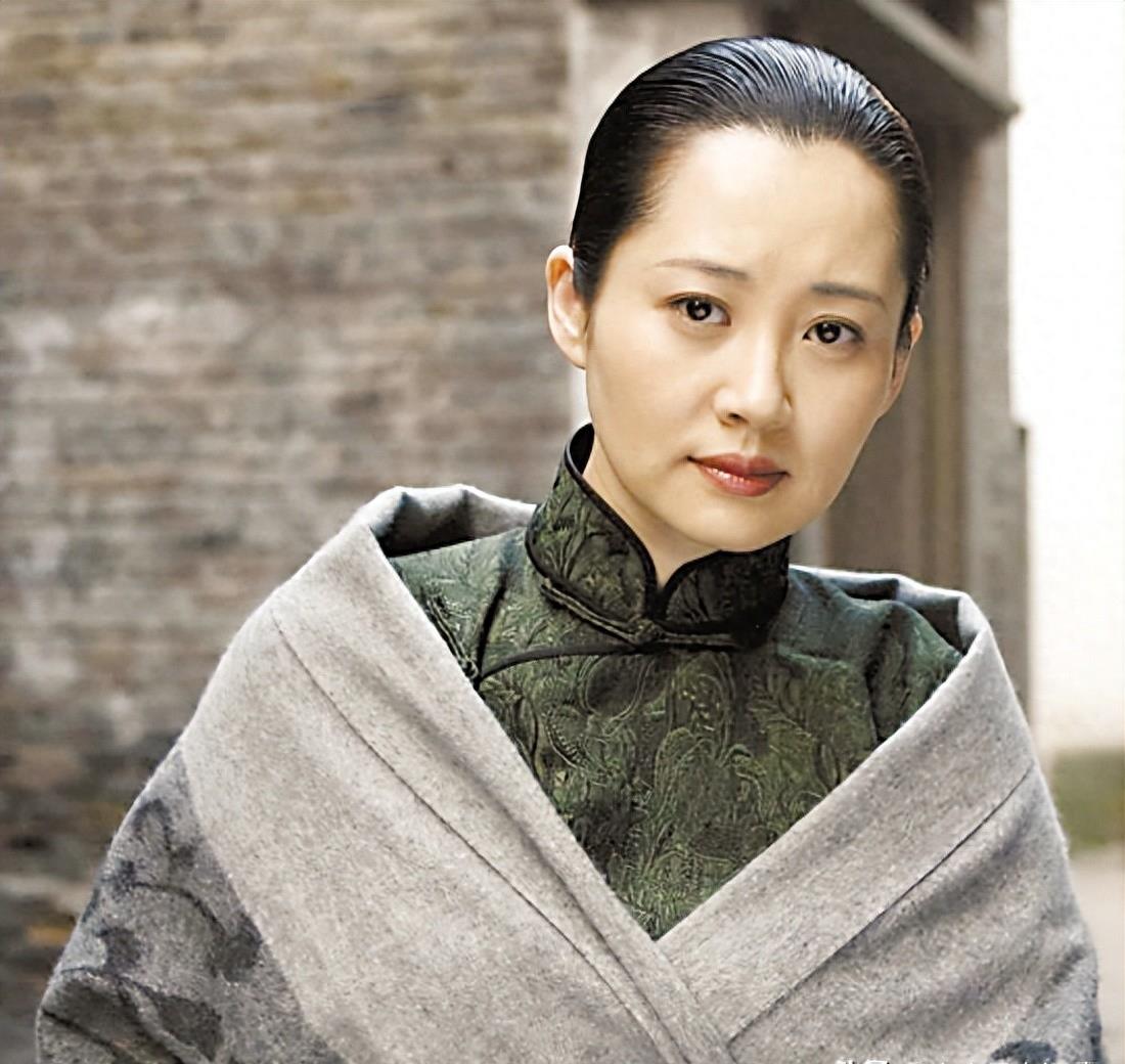 Xu Qing's recent photos stir up controversy! Netizen: How did Xu Qing become like this? Is Xu ...