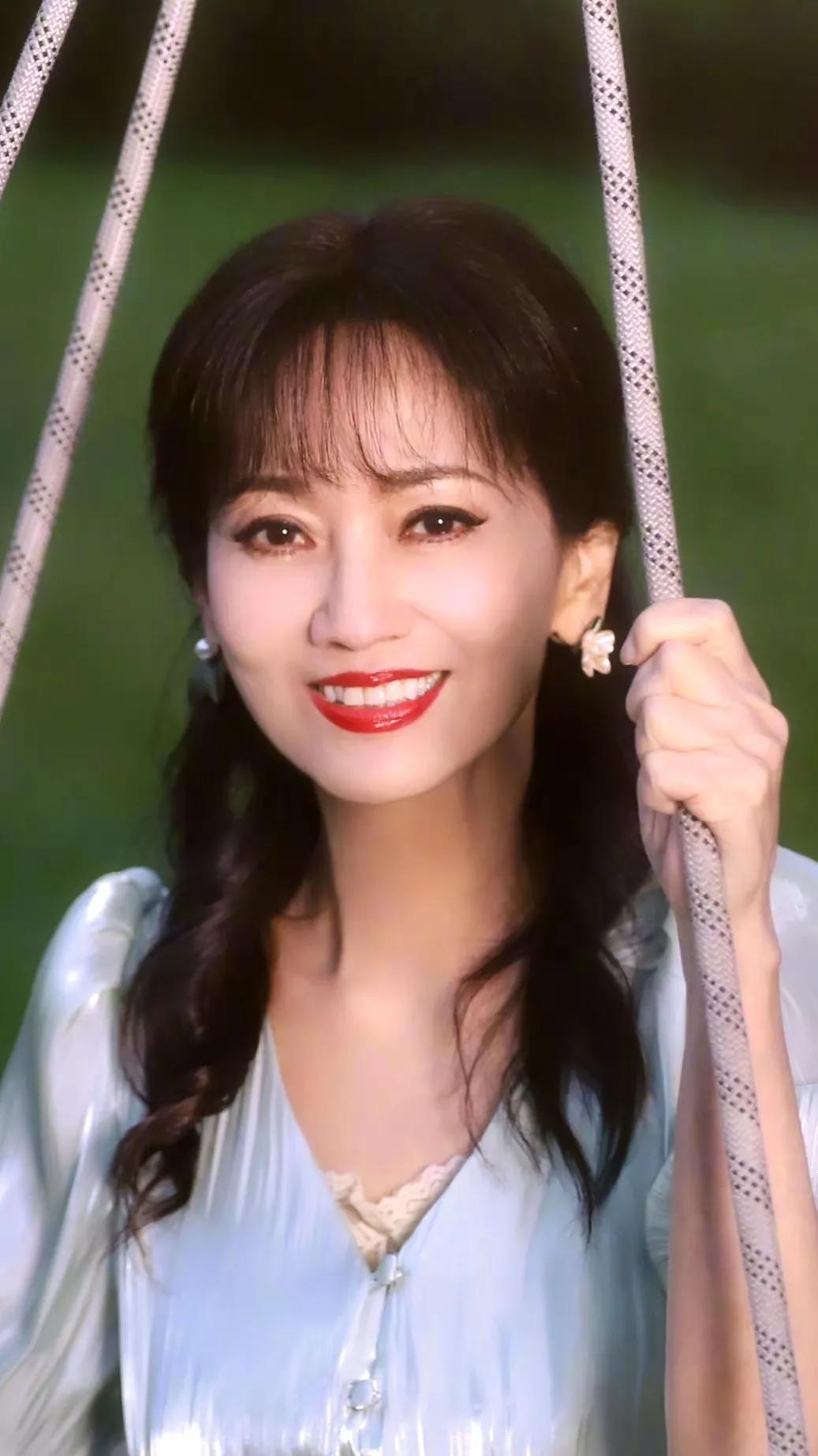 Zhao Yazhi 230610 Exquisite Atlas Casual and Elegant - iMedia