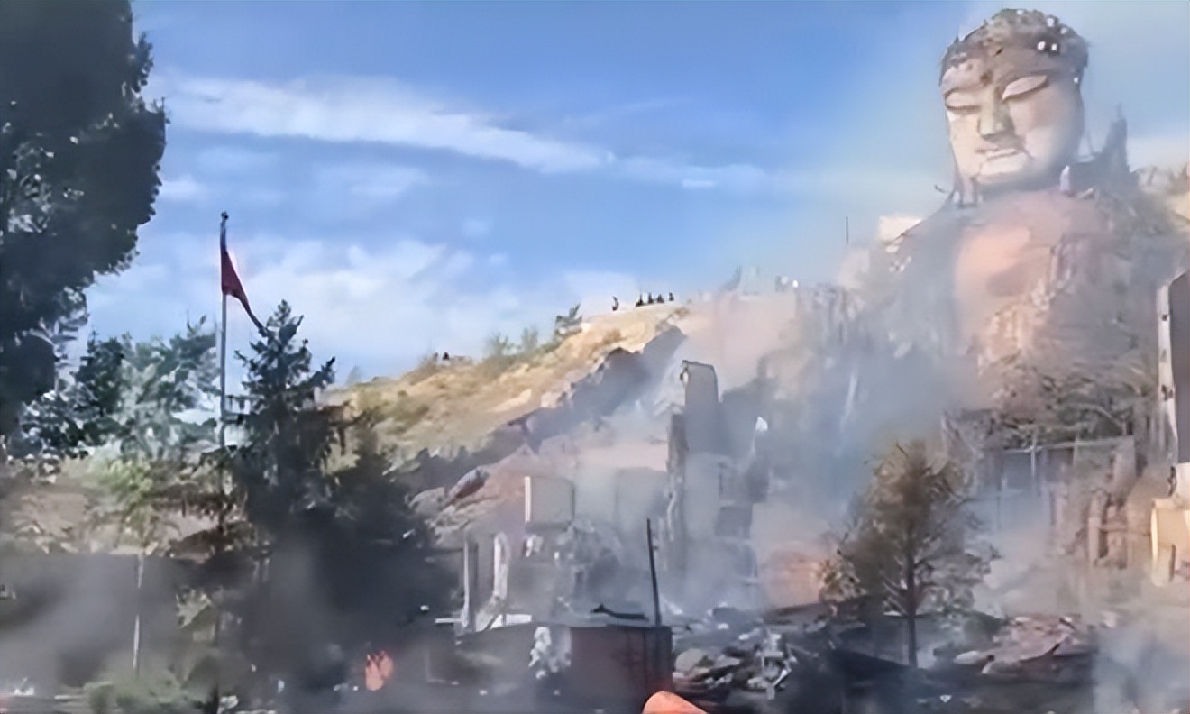 The thousand-year-old temple caught fire late at night, and the Buddha ...