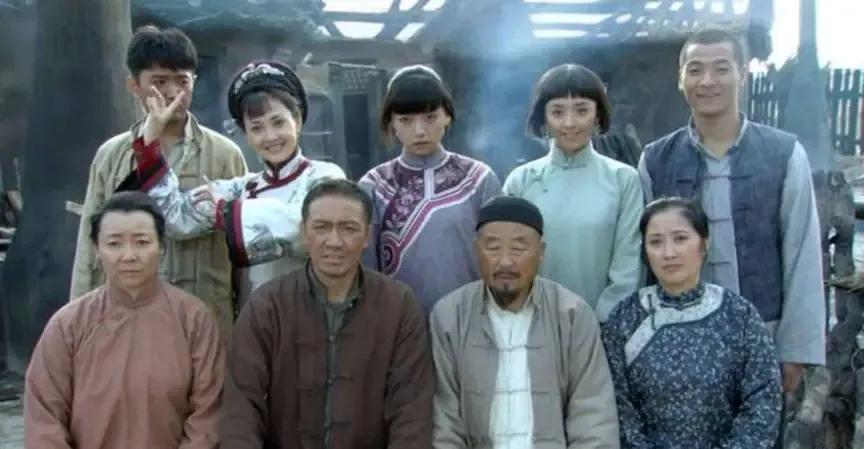 Song Jia's filming of "Crossing the Guandong" was difficult, eating ...