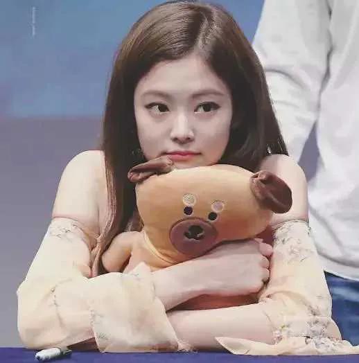 Vomiting and exiting after wiping the edge, Jennie apologized but ...