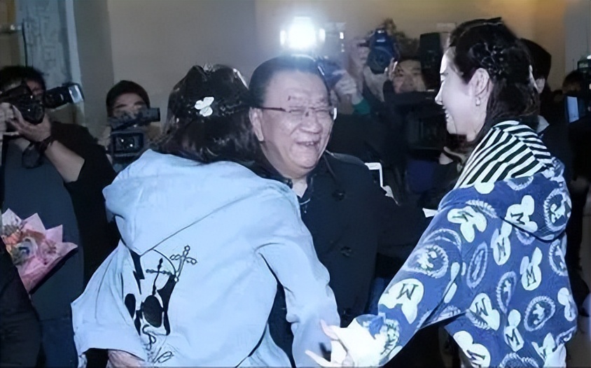 "Invincible" Hou Yaohua finally came to today - iNEWS