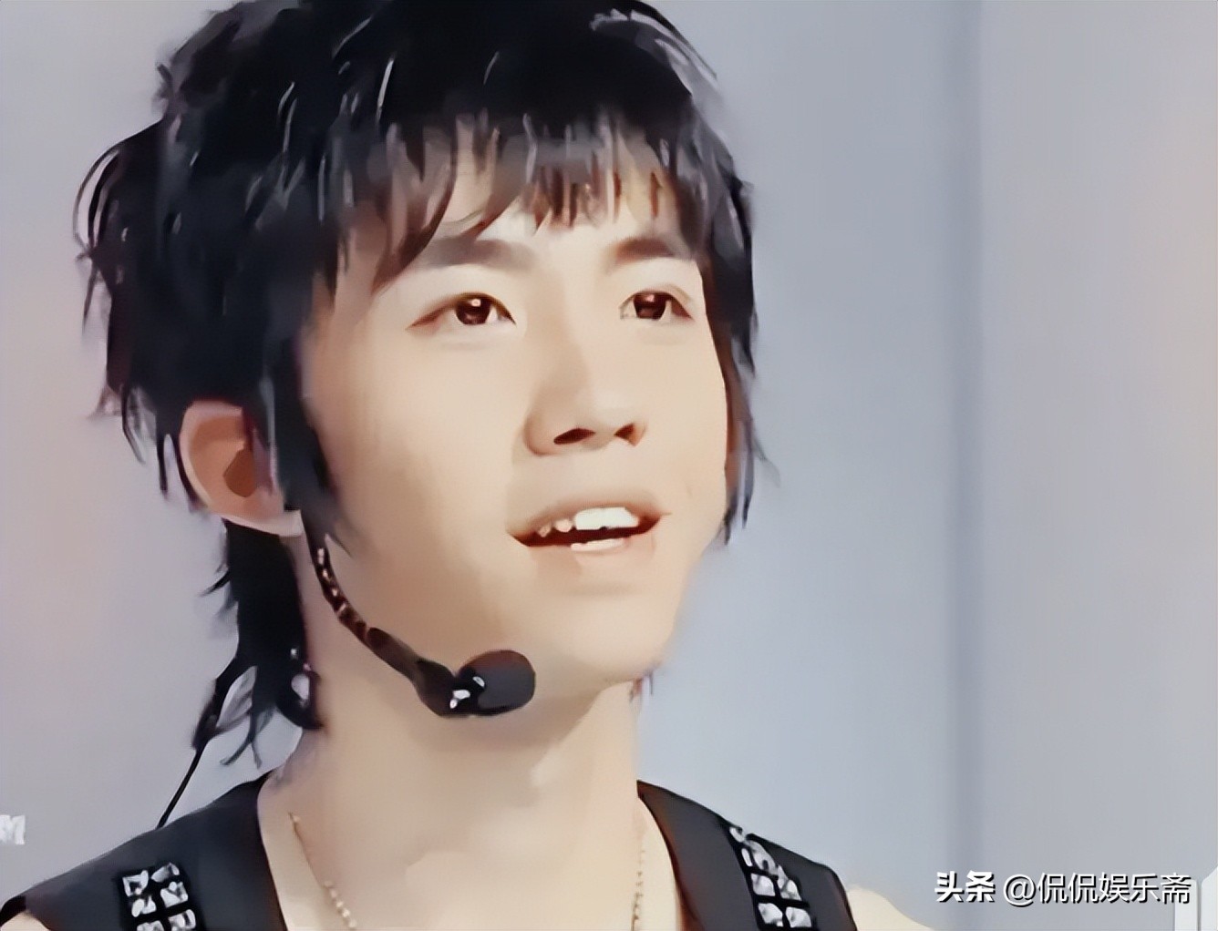 Yu Haoming: Disfigured at the age of 23, abandoned by the world, and ...