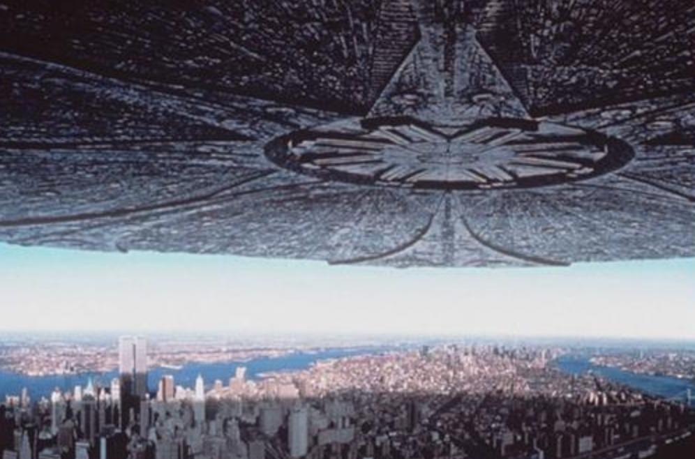 Fighting alien threats again, human beings resolutely defend their ...