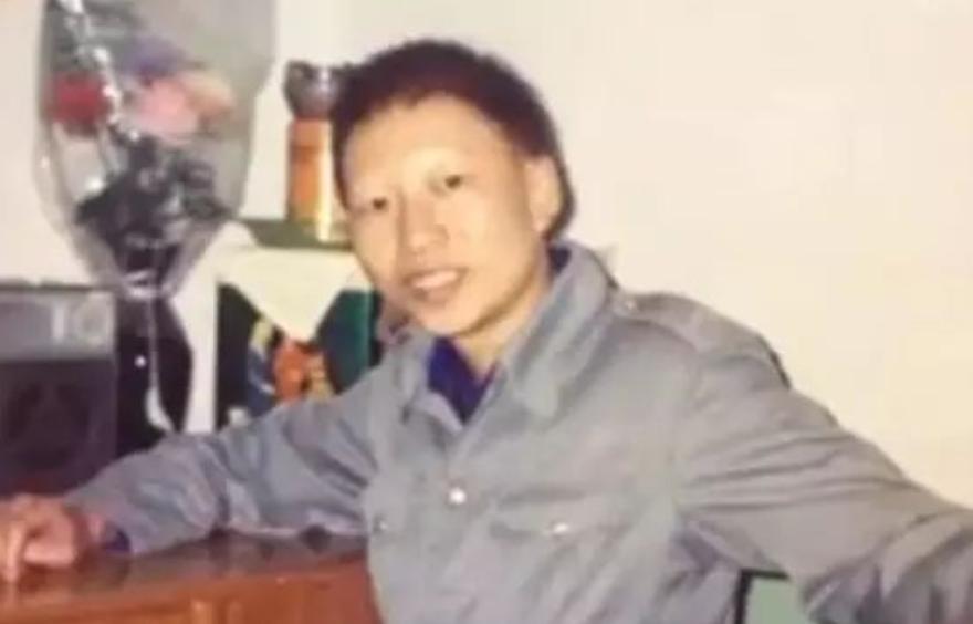 Want money but no money, want appearance but no appearance! 3 ugly male ...