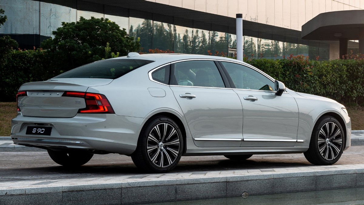 How to distinguish ABCD cars - iNEWS