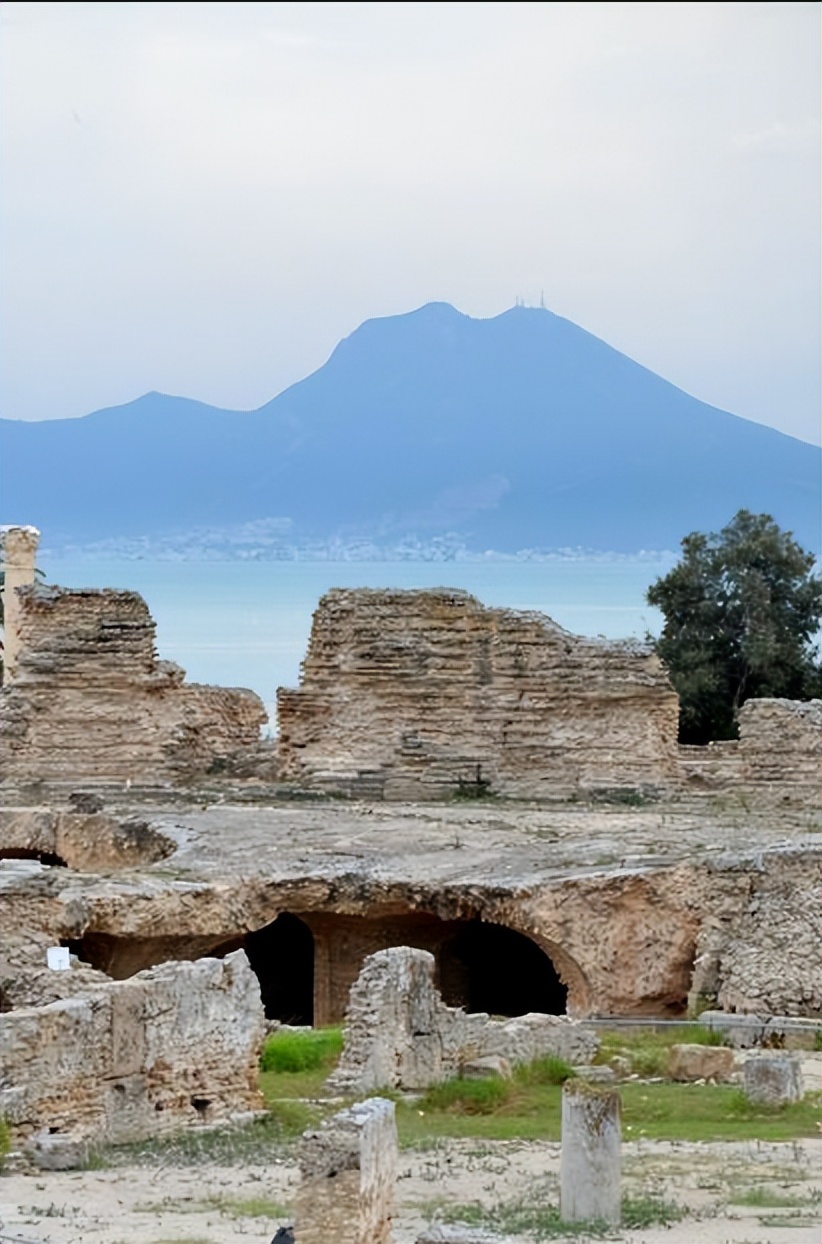 The Legacy and Continuation of the Ancient Carthaginian Flute: Tracing ...