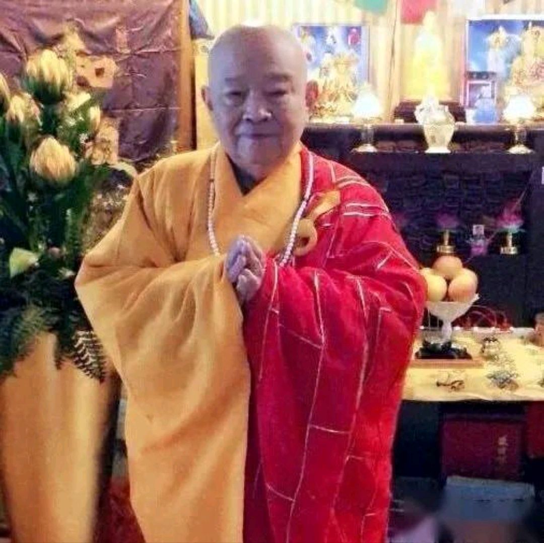 Master Kuanheng, a Buddhist doctor, draws on the strengths of Chinese ...