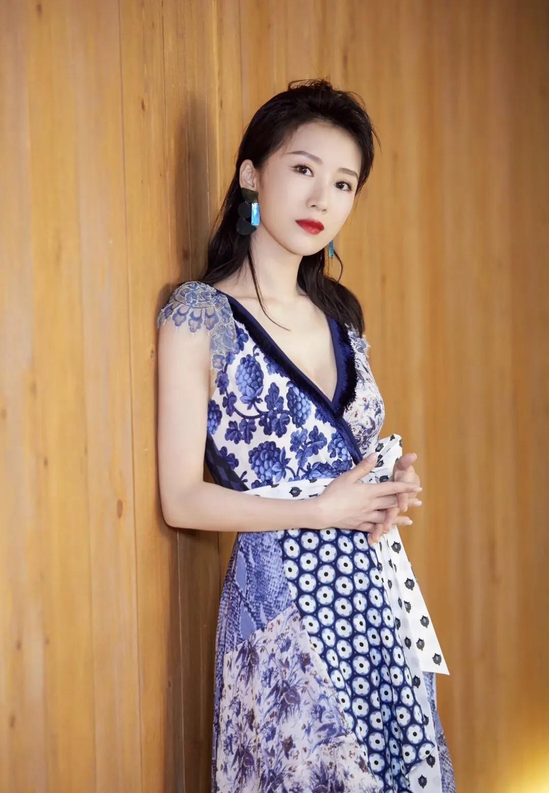 Li Nian is so beautiful - iNEWS