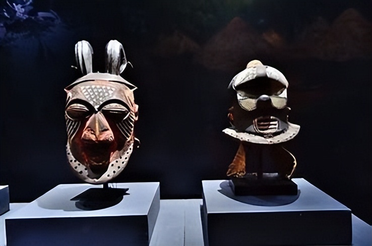 What is the symbolism of African mask culture? What is the connection ...