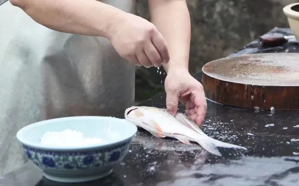 After concentrating the umami taste of fish, how delicious is it? - iNEWS