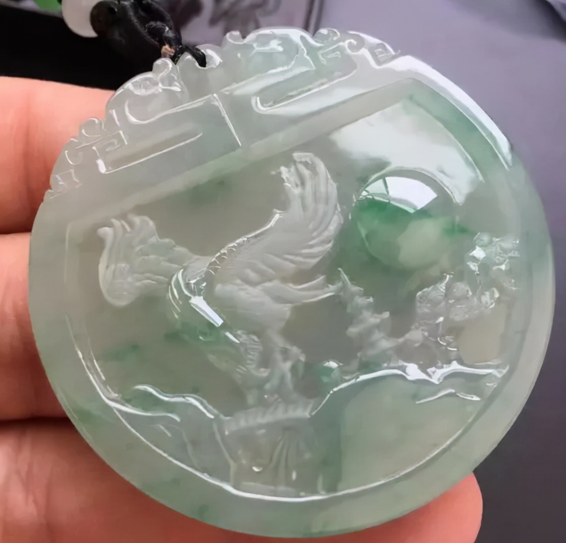Do you know what the emerald eagle means? - iNEWS