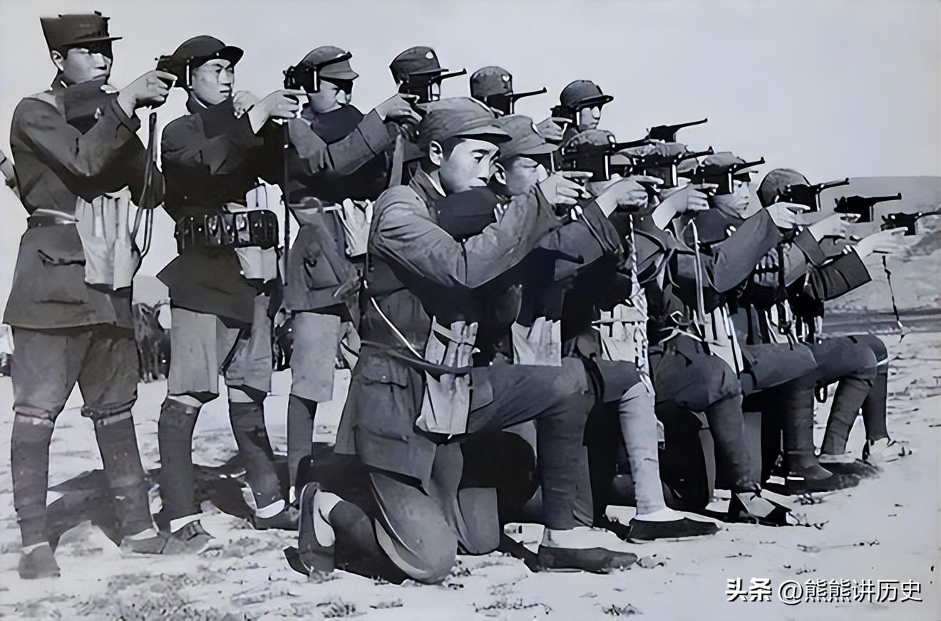 The first generation of division commanders of the Red Army Corps ...