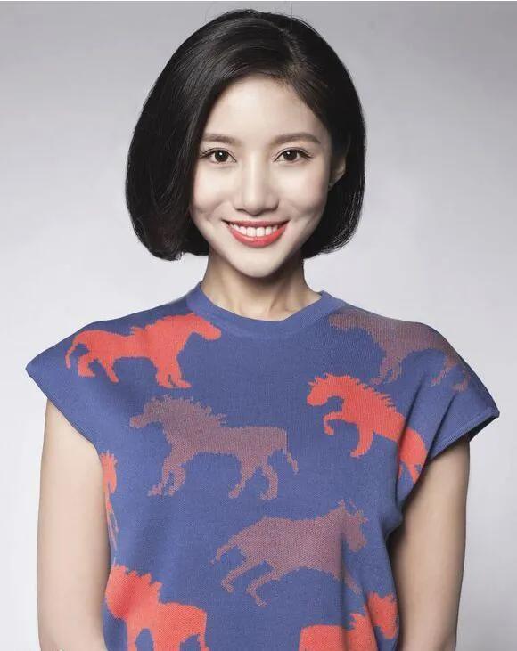 Beautiful and generous Wu You - iMedia