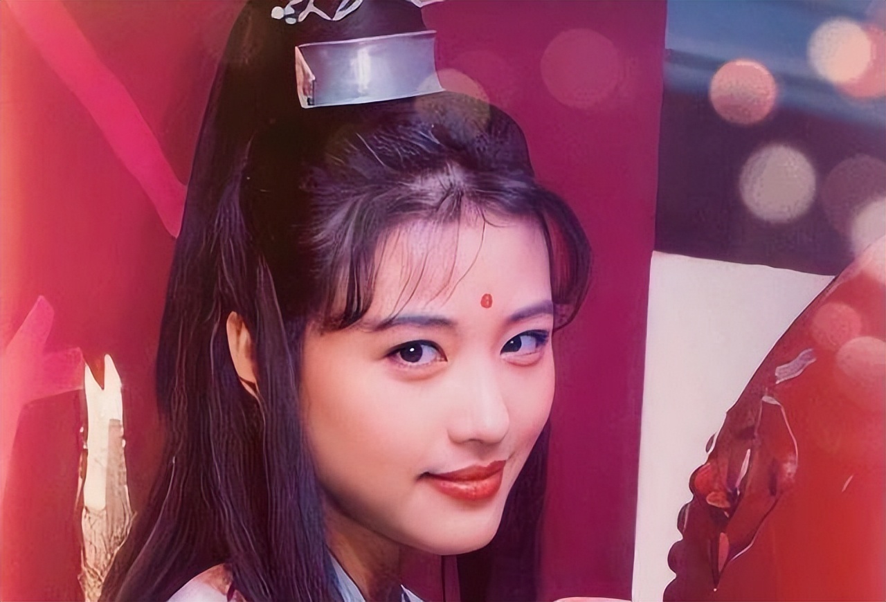 She had an affair with Liming and married an actor 11 years her senior ...