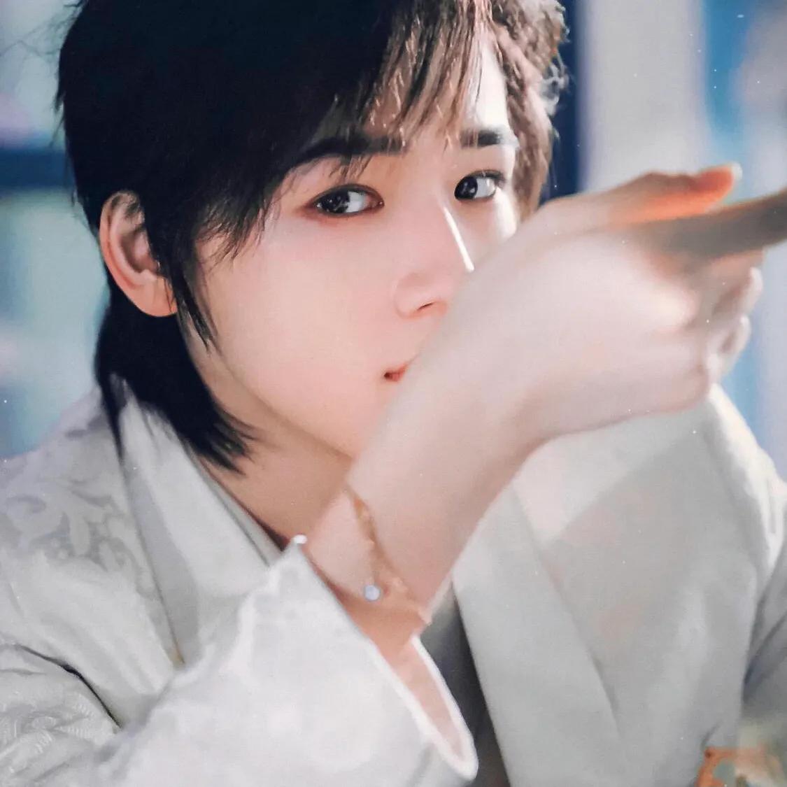 Song Yaxuan/Beauty is measured in seconds - iNEWS