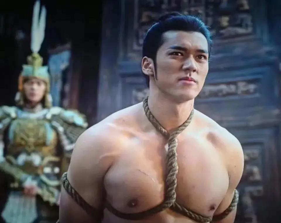 The word-of-mouth of the movie "Feng Shen" exploded, 26-year-old Chen ...