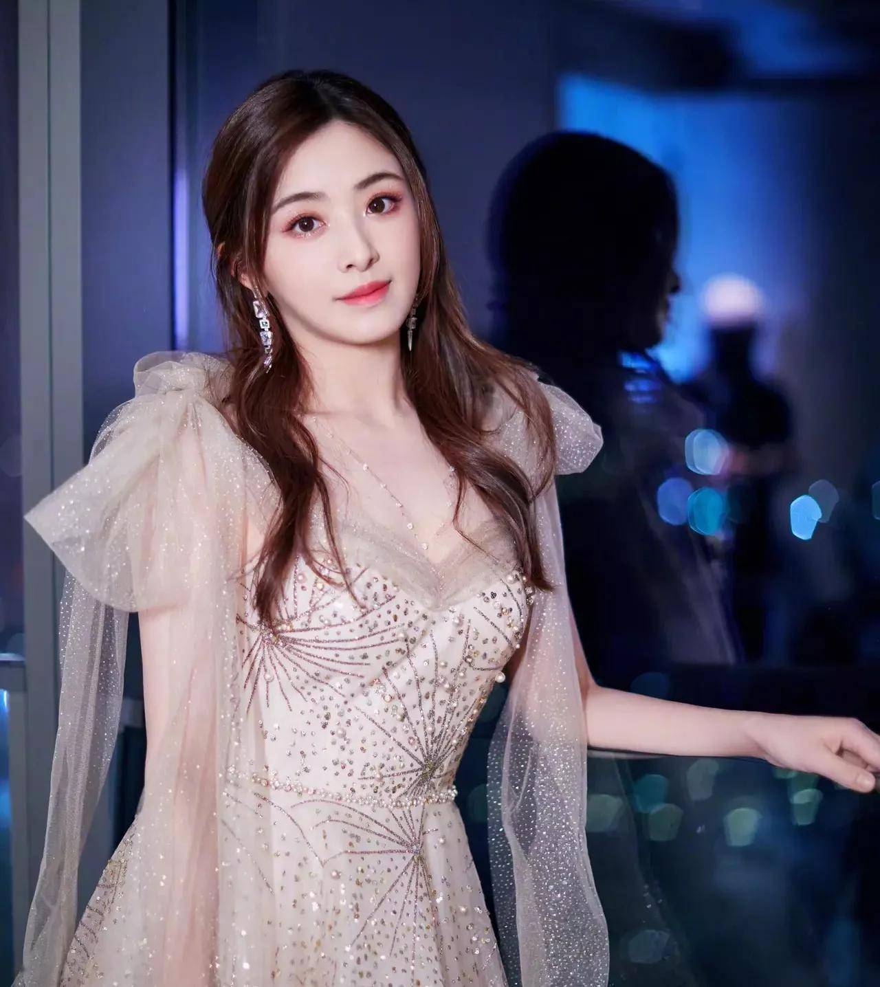 Zhang Hanyun: She has a sweet temperament, as if she is forever young ...