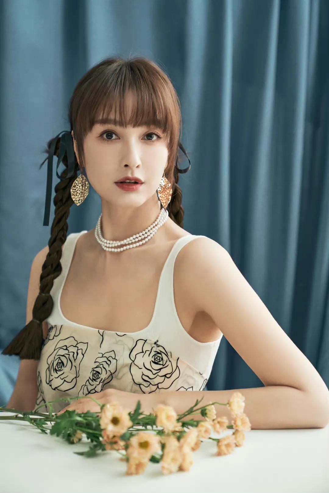 Wu Xin's fashion pictures - iMedia