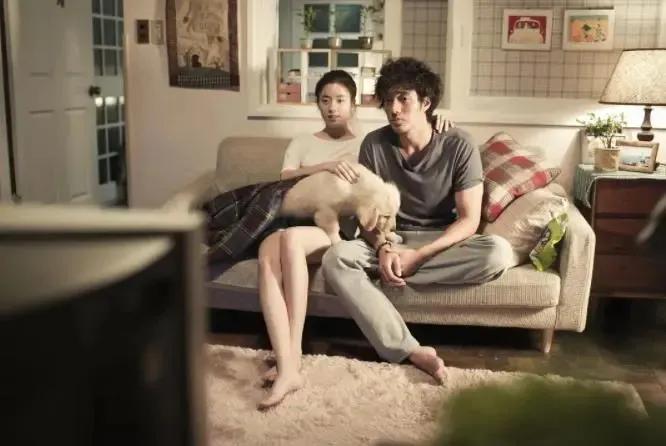 "Invisible Love": A Unique and Touching Love Story - iNEWS