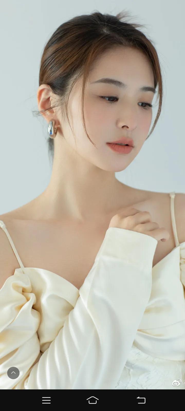 Liu Ye's beautiful picture 4 - iNEWS